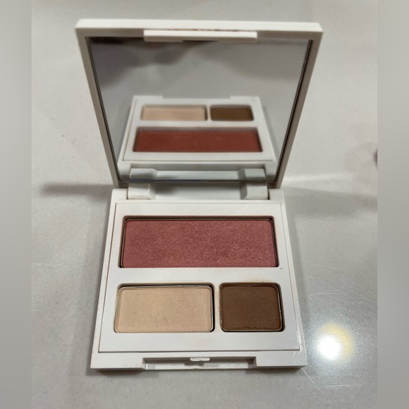 Clinique | Makeup | Clinique Compact Color Surge Shadow Powder Blush ...